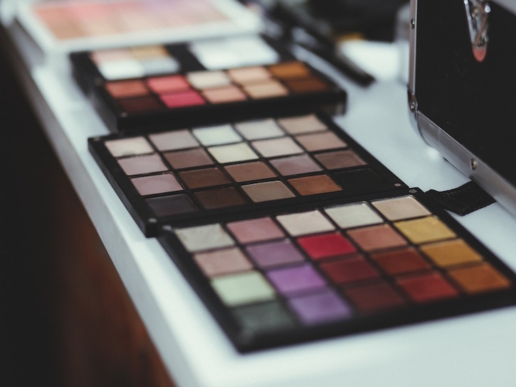 Former Ulta Employee Reveals They Apparently Resell Used Makeup - Minq